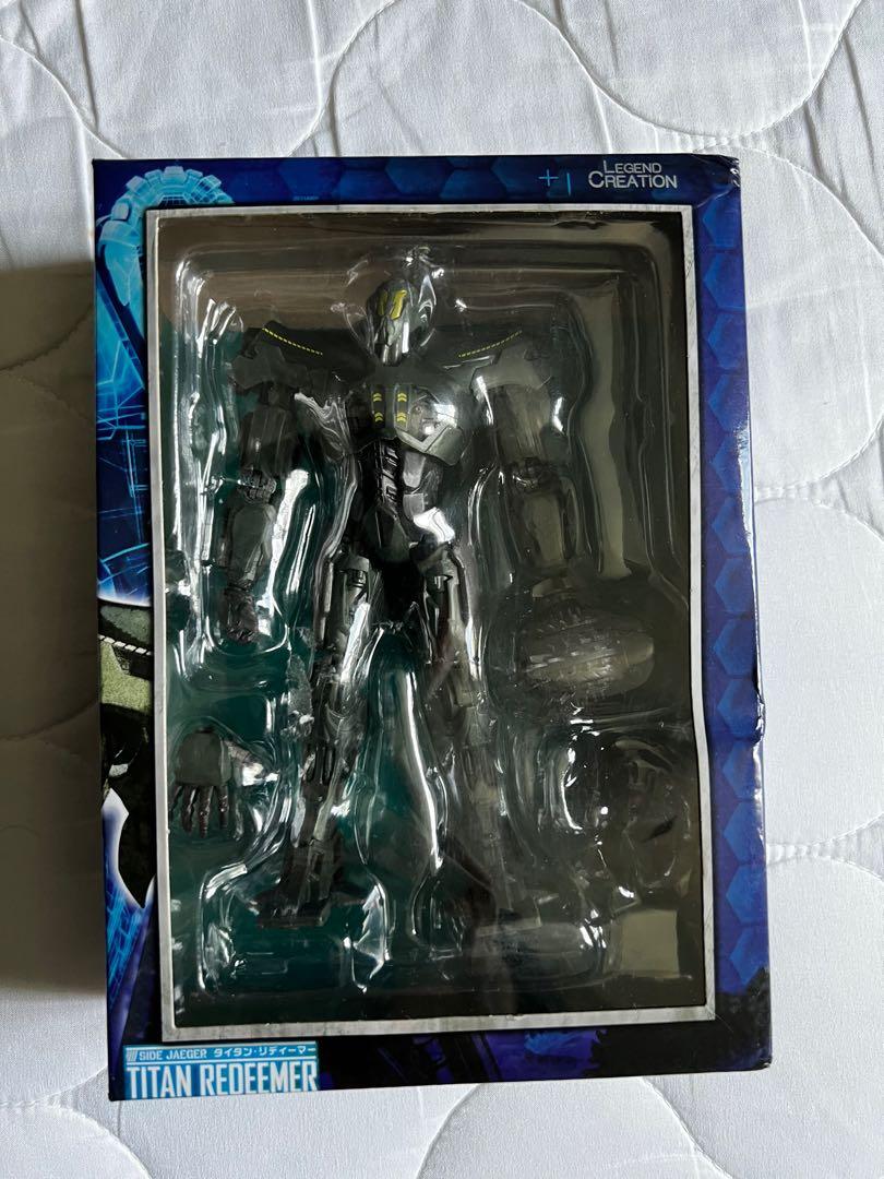 Pacific Rim Side Jaeger Titan Redeemer & Scrapper, Hobbies & Toys, Toys ...