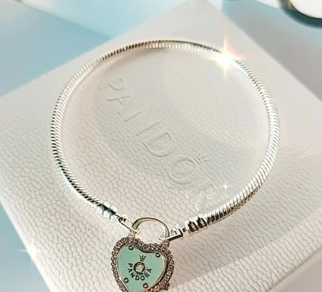 Pandora heart lock brwin silver, Women's Fashion, Jewelry & Organizers ...