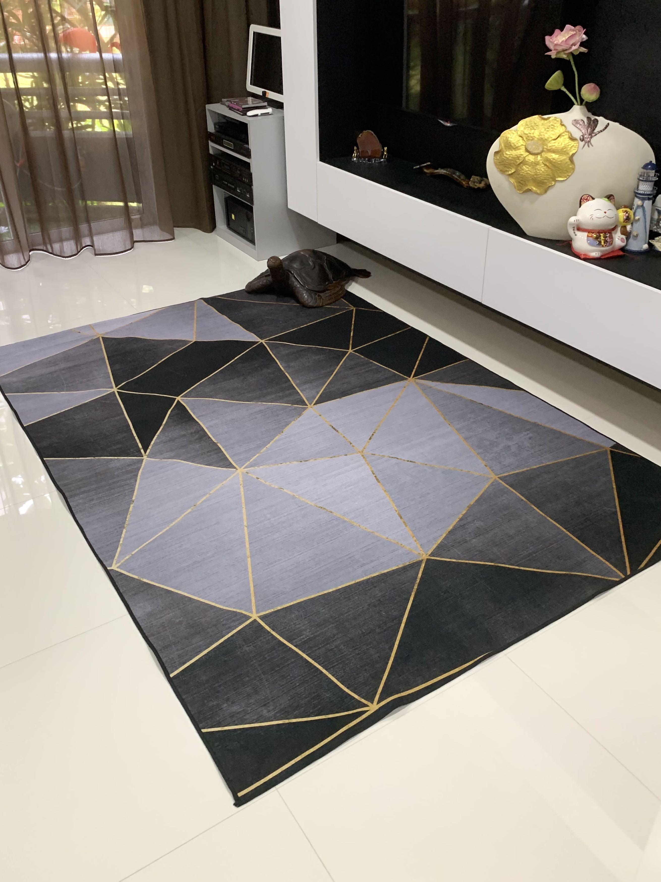 PO 4m x 2m carpet/rug, Furniture & Home Living, Home Decor, Carpets ...