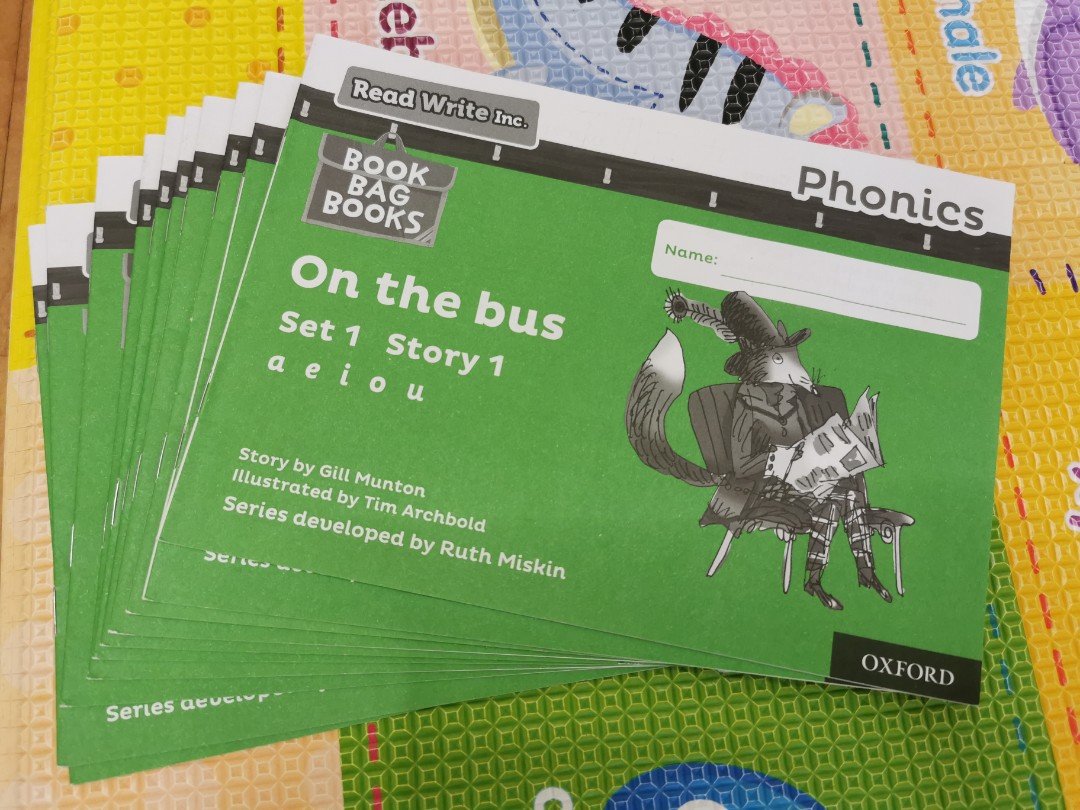 RWI stage 1, 興趣及遊戲, 書本 & 文具, 小朋友書 - Carousell