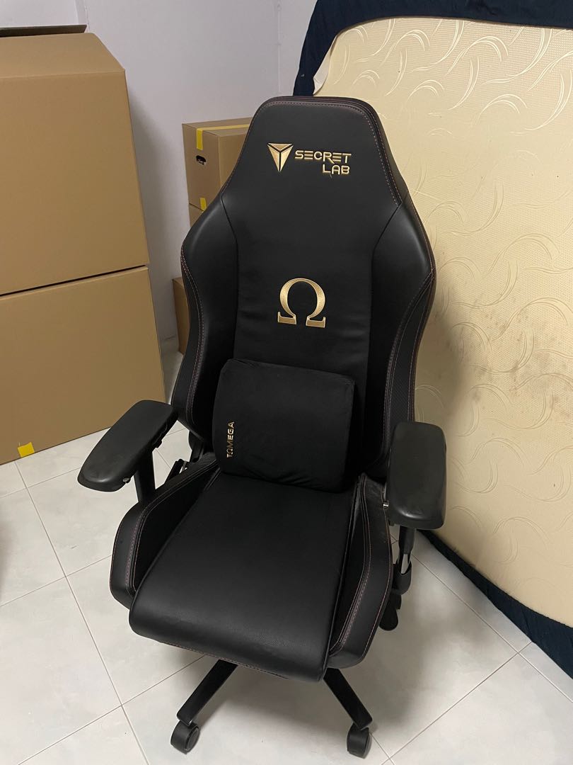 Secret Lab 2018 Omega Stealth, Furniture & Home Living, Furniture ...