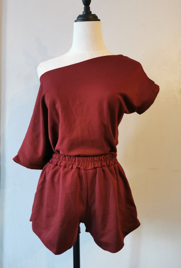 Venus cut coords (maroon), Women's Fashion, Dresses & Sets, Sets or ...