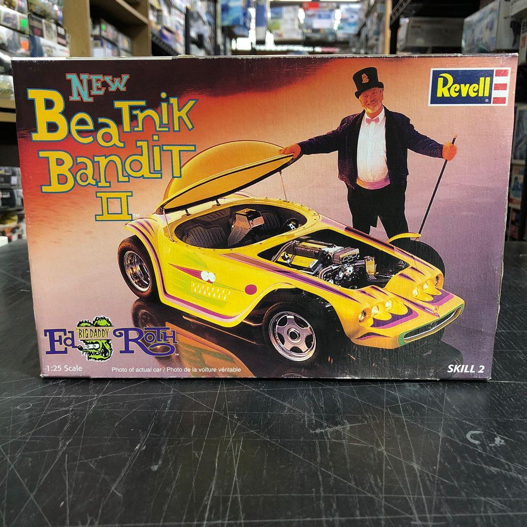 1/25 1/24 Revell Beatnik Bandit II Ed Roth Model Kit, Hobbies & Toys ...