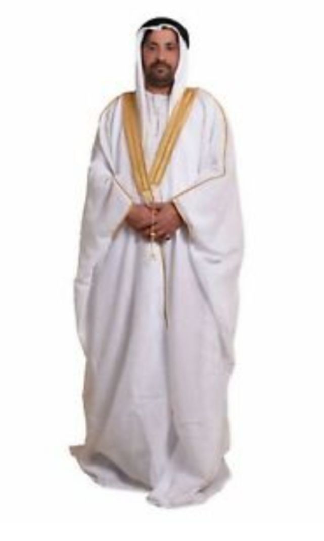 ARAB THOBE White BISHT CLOAK, Men's Fashion, Muslim Wear, Jubahs on ...