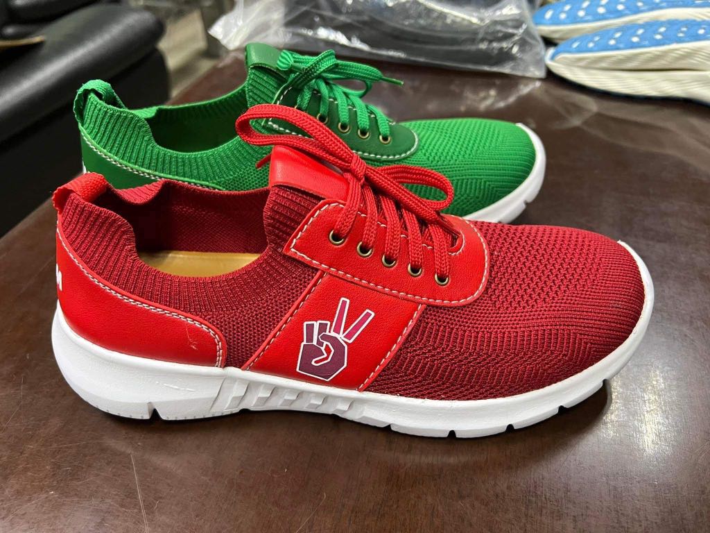 BBM-SARA shoes, Women's Fashion, Footwear, Sneakers on Carousell