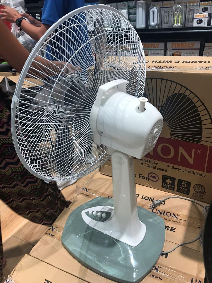 BRAND NEW: UNION DESK FAN 16 UGMDF1622 O/L, Furniture & Home Living ...