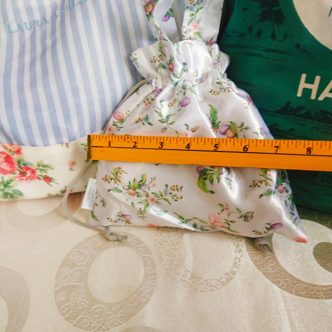 Branded Laura Ashley Wedgwood Hawaii Tote Bag from Japan, Women's ...