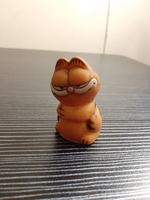 Garfield Pencil Topper 1981, Hobbies & Toys, Memorabilia & Collectibles ...