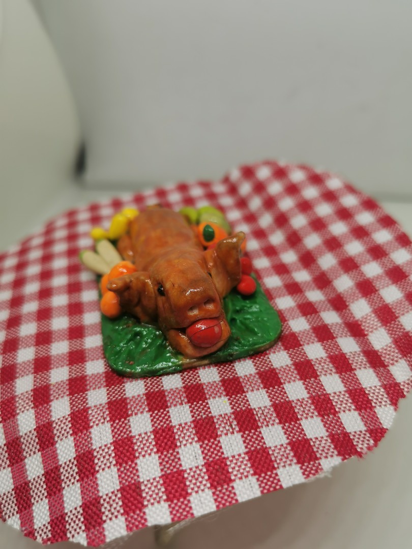 Lechon, Hobbies & Toys, Stationary & Craft, Handmade Craft on Carousell