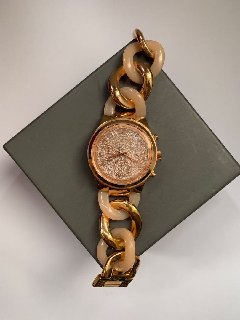 Michael Kors Runway Twist, Women's Fashion, Watches & Accessories ...
