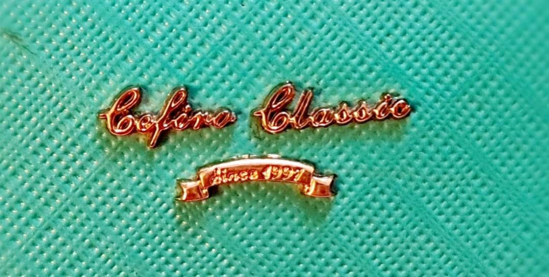 ORIGINAL CEFIRO Wrist Mintgreen Long Wallet, Women's Fashion, Bags ...