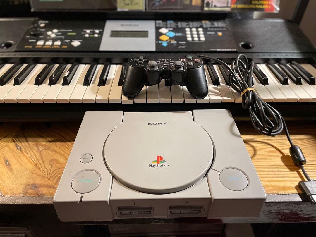 Sony Psx with Controller, Hobbies & Toys, Collectibles & Memorabilia ...