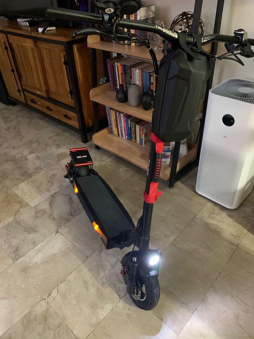 Synergy Elite Electric Scooter made in CANADA, Sports Equipment, Sports ...