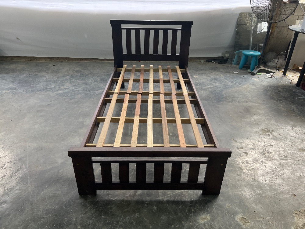 Wooden Single Size Bed Frame / Rangka Katil Saiz Single Kayu, Furniture ...
