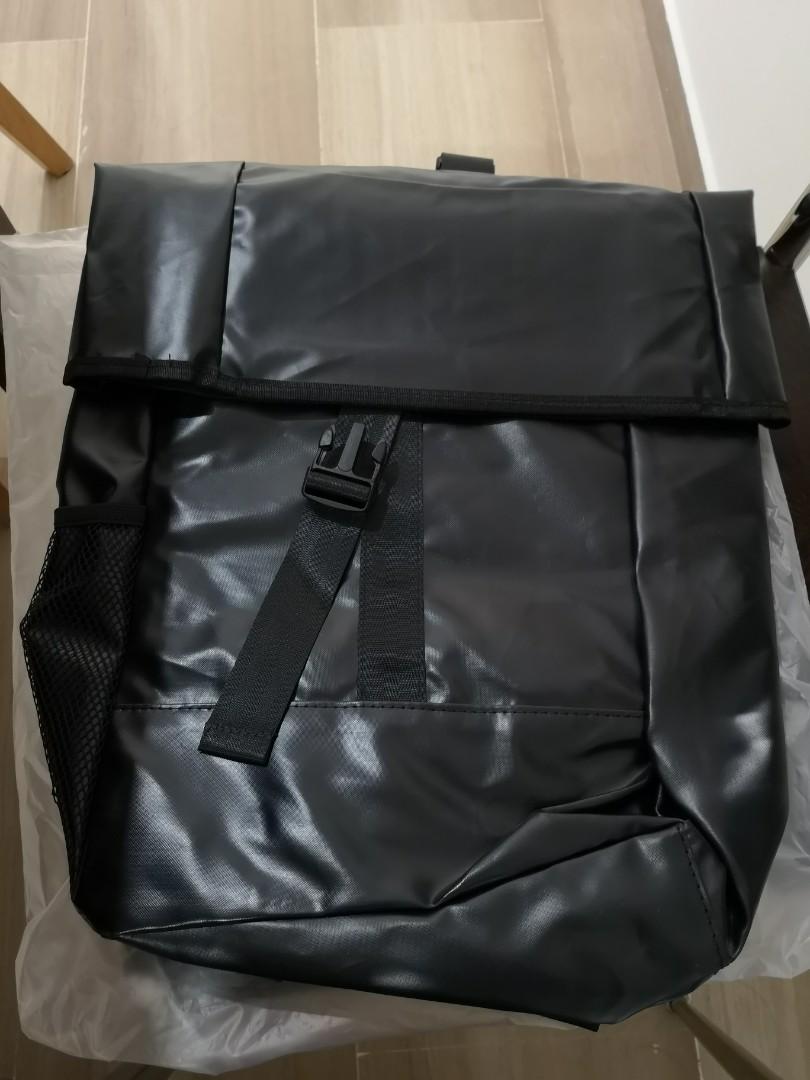 100 Plus Black Backpack, Men's Fashion, Bags, Backpacks on Carousell