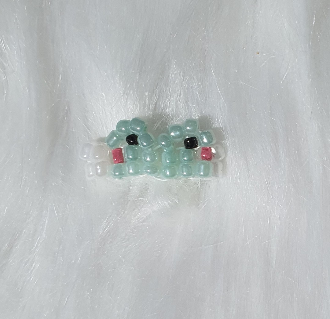 Beaded frog ring, Women's Fashion, Jewelry & Organisers, Rings on Carousell