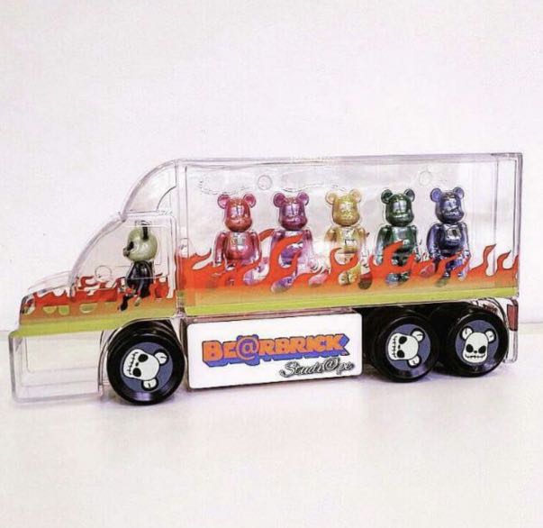Bearbricks Tokyo Bus, Hobbies & Toys, Toys & Games on Carousell