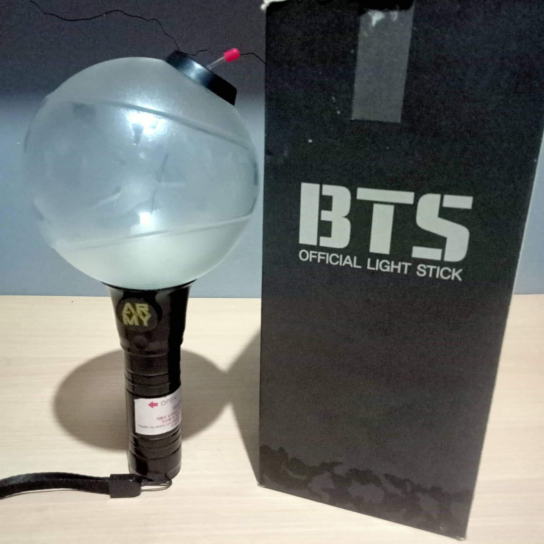 BTS ARMYBOMB VER1, Hobbies & Toys, Memorabilia & Collectibles, K-Wave ...