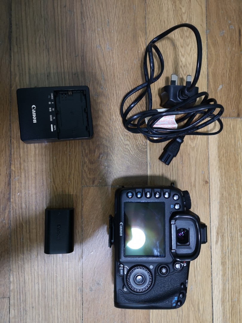 Canon 7D mark I, Photography, Cameras on Carousell