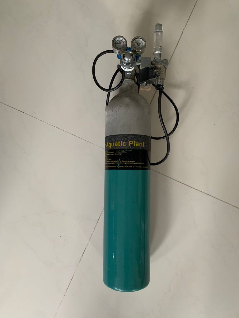 CO2 tank, Pet Supplies, Homes & Other Pet Accessories on Carousell
