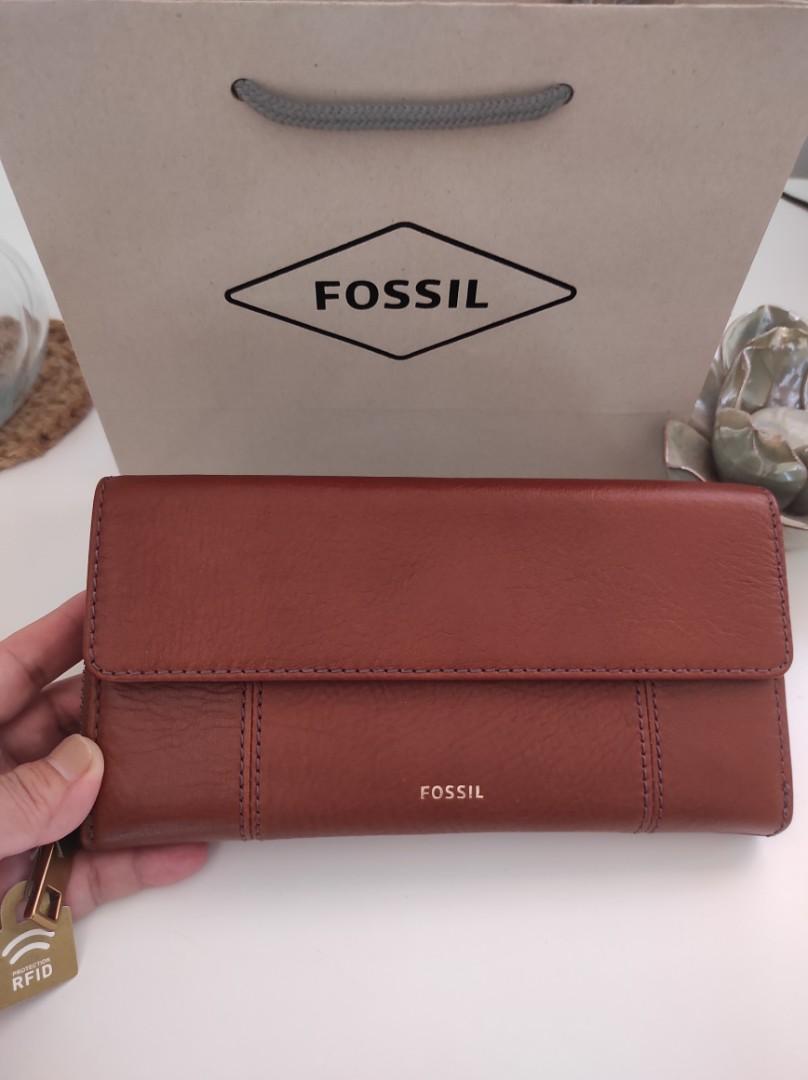 Fossil Leather Trifold Long Wallet, Women's Fashion, Bags & Wallets ...