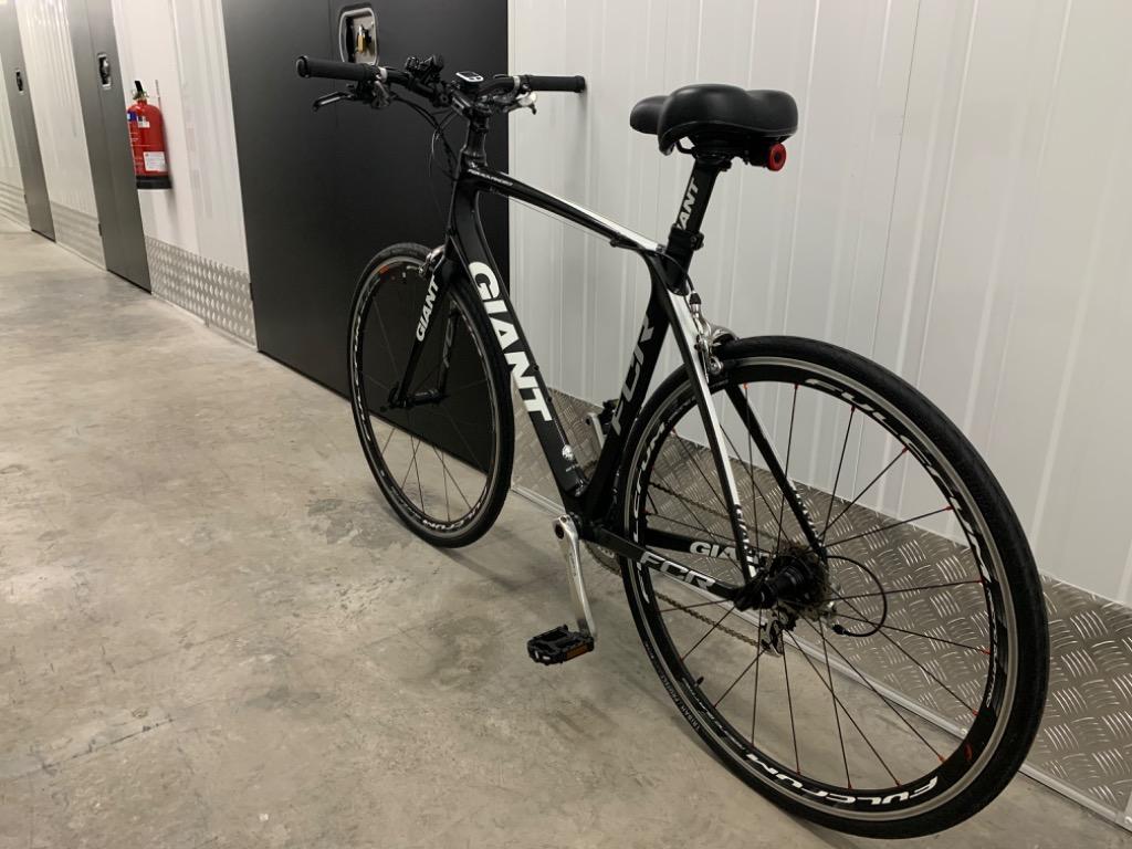 Giant FCR advanced hybrid road bike, Sports Equipment, Bicycles & Parts ...