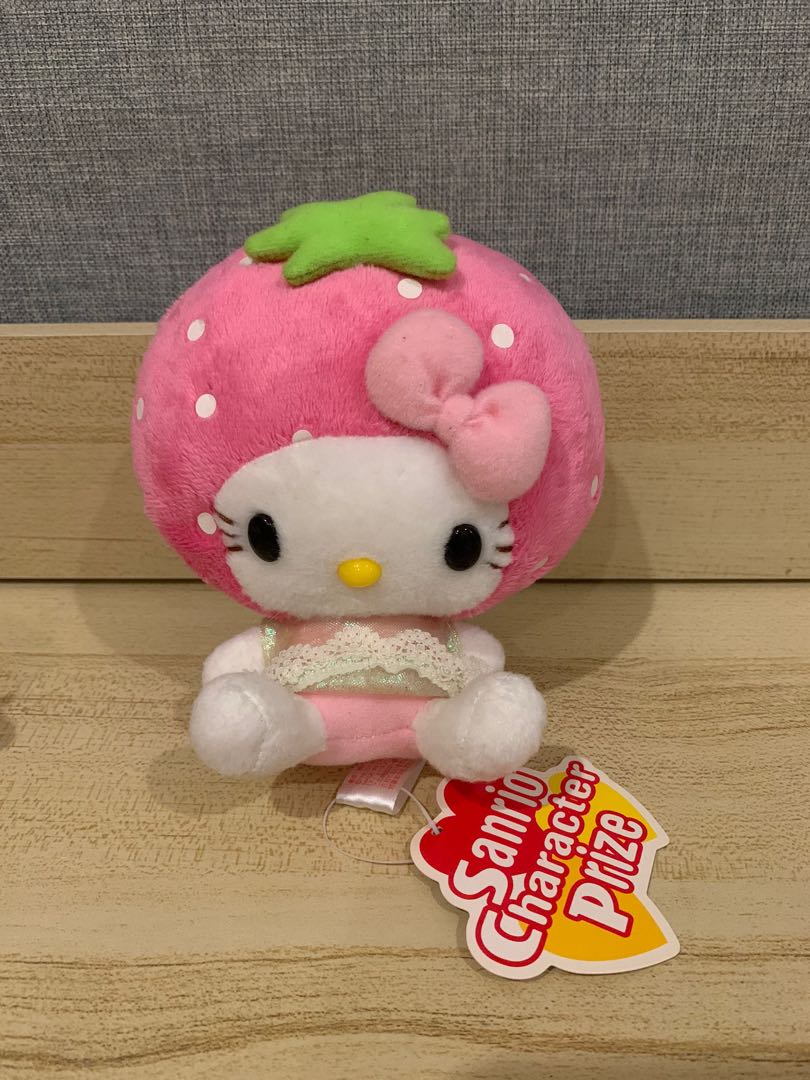 Hello Kitty Strawberry Plush Sanrio Character Prize, Hobbies & Toys ...