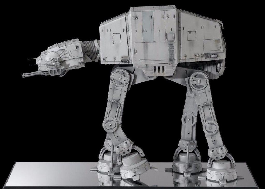 Master Replicas Star Wars Studio Scale AT-AT Imperial Walker, Hobbies ...