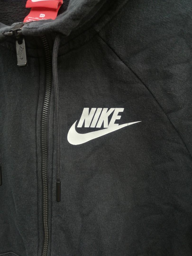Nike Jacket Red Tag, Women's Fashion, Coats, Jackets and Outerwear on ...