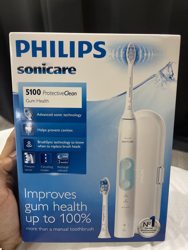 Philips sonic care toothbrush, Beauty & Personal Care, Oral Care on ...
