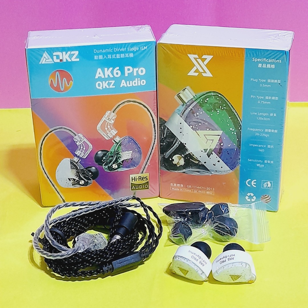 QKZ AK6 PRO DETACHABLE EARPHONES on Carousell