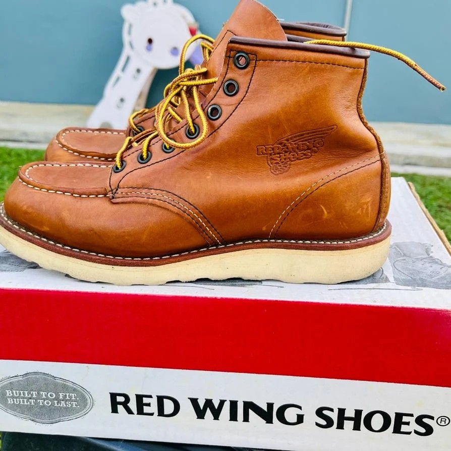 Red wing 875 moc toe original, Men's Fashion, Footwear, Boots on Carousell