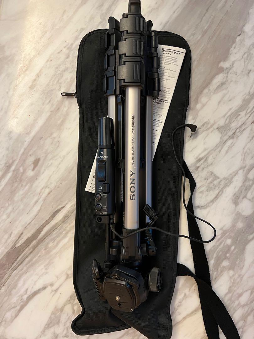 Sony remote control tripod, Photography, Photography Accessories, Tripods & Monopods on Carousell