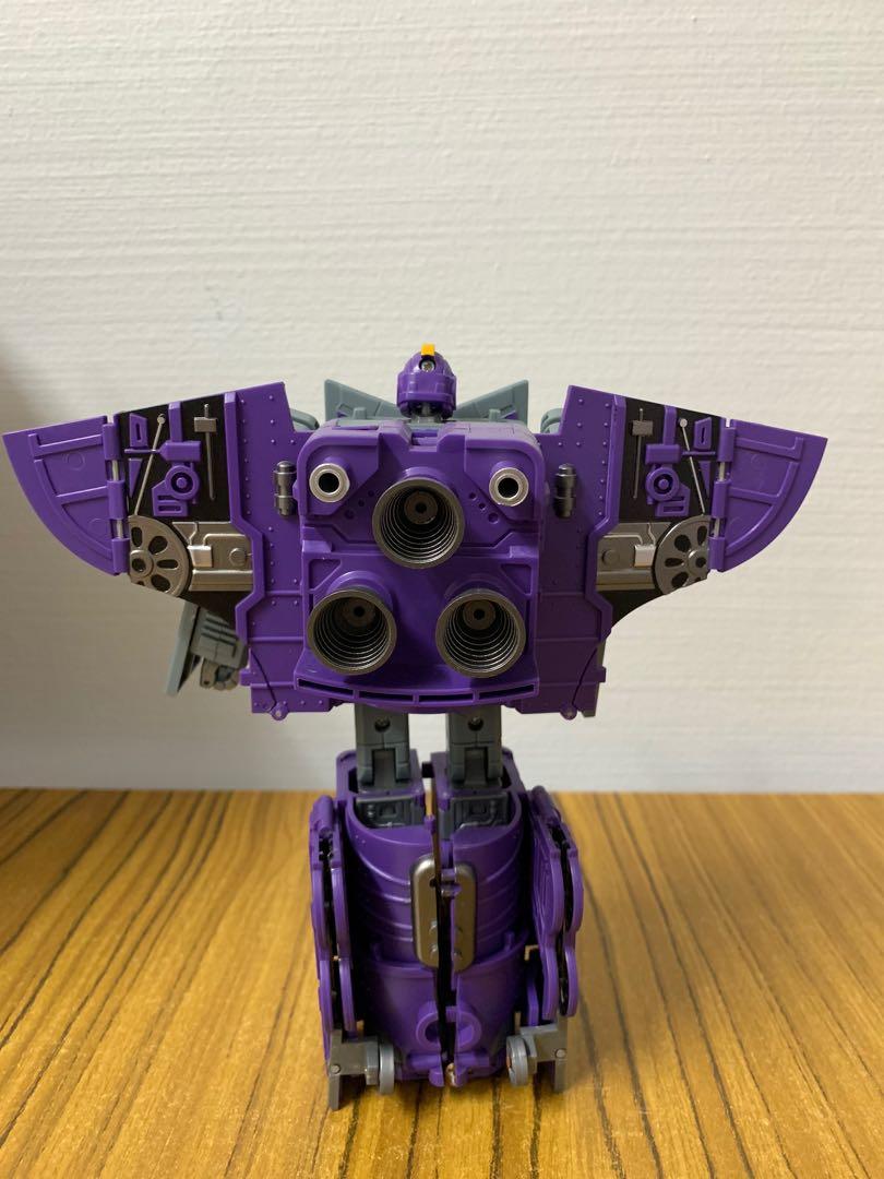 Transformers Astrotrain, Hobbies & Toys, Toys & Games on Carousell