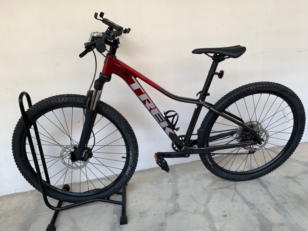 Trek Merlin 6, Sports Equipment, Bicycles & Parts, Bicycles on Carousell