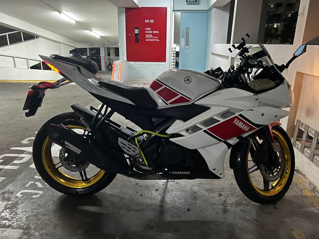 Yamaha R15 V2, Motorcycles, Motorcycles for Sale, Class 2B on Carousell