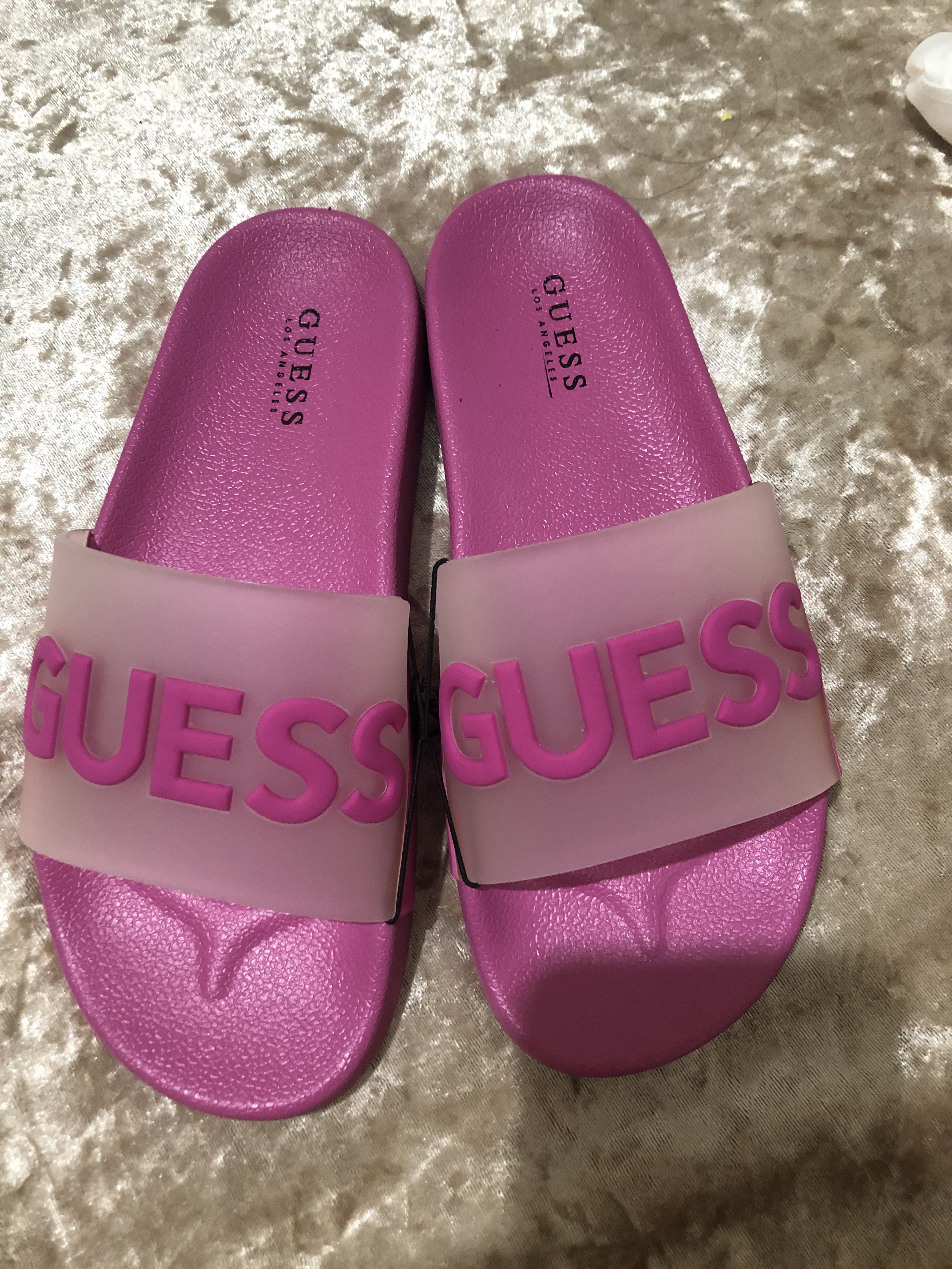 Authentic Guess Slide, Women's Fashion, Footwear, Slippers and slides ...
