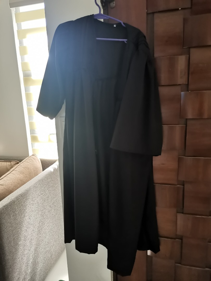 Black Graduation Toga for Sale, Men's Fashion, Coats, Jackets and ...