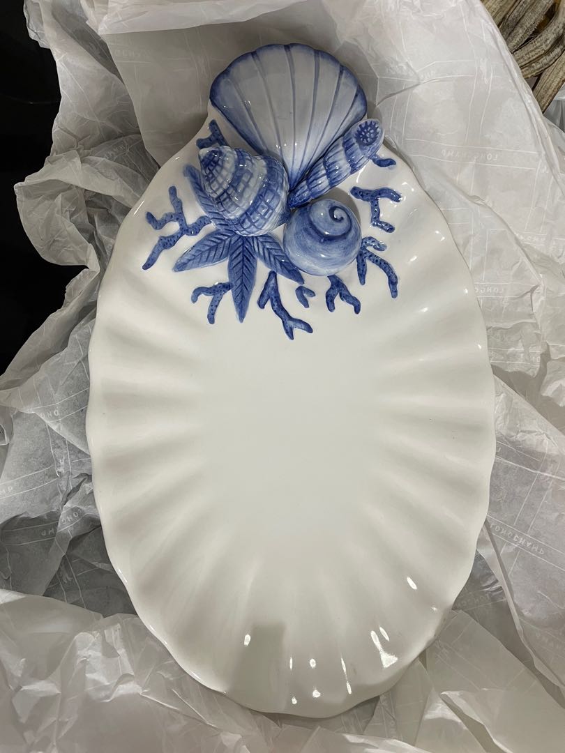 BN set of 4 seashell plates, Furniture & Home Living, Kitchenware ...