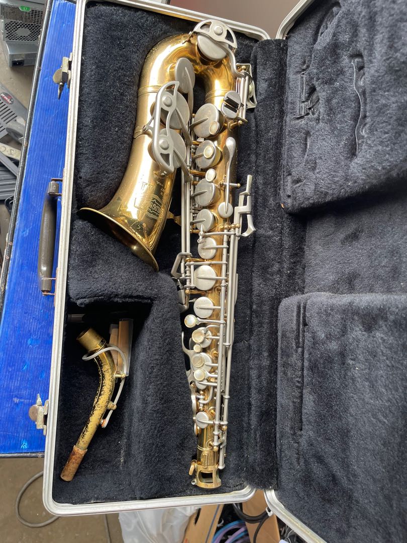 Selmer Bundy II Alto saxophone, Hobbies & Toys, Music & Media, Musical ...