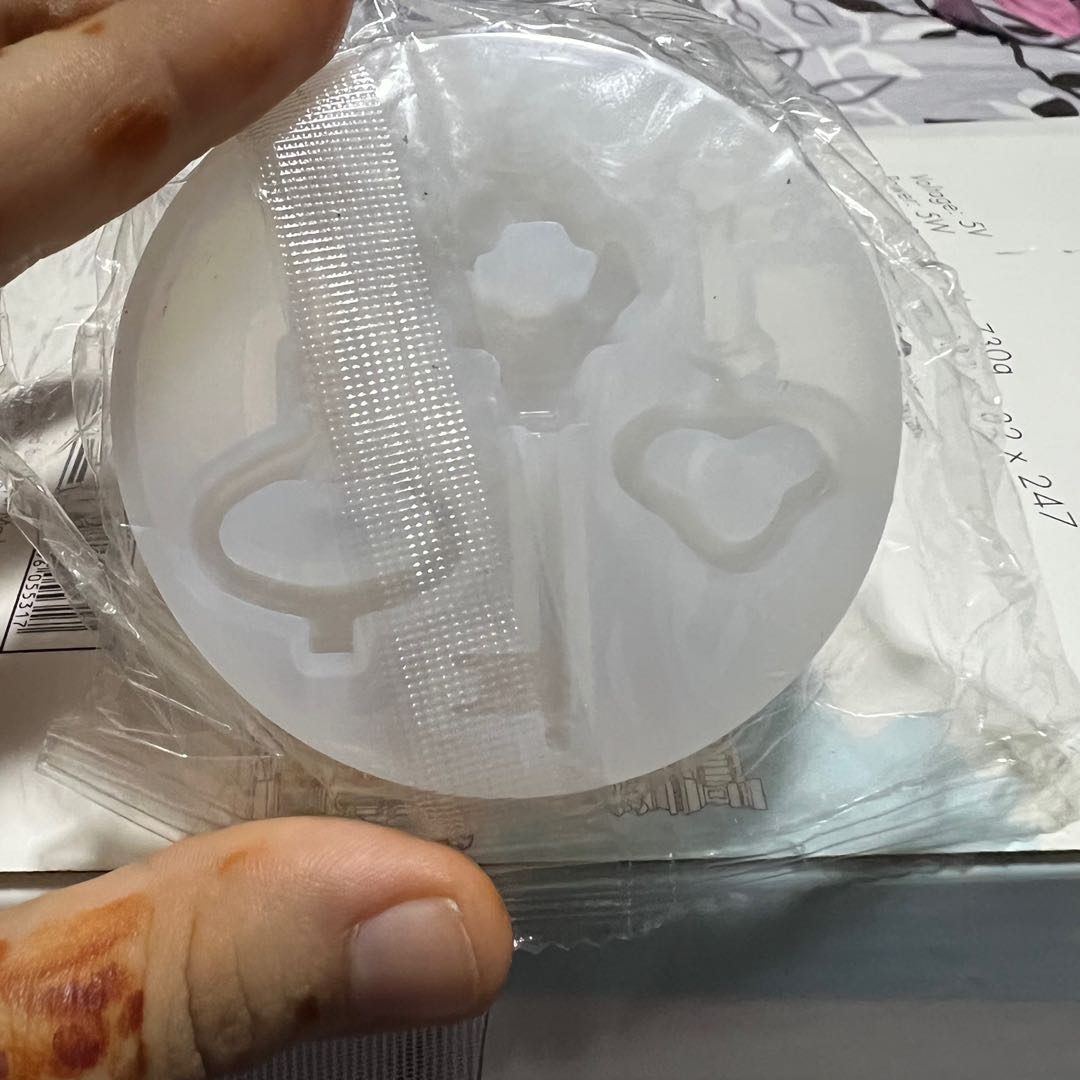 Epoxy mold (S), Hobbies & Toys, Stationery & Craft, Craft Supplies ...