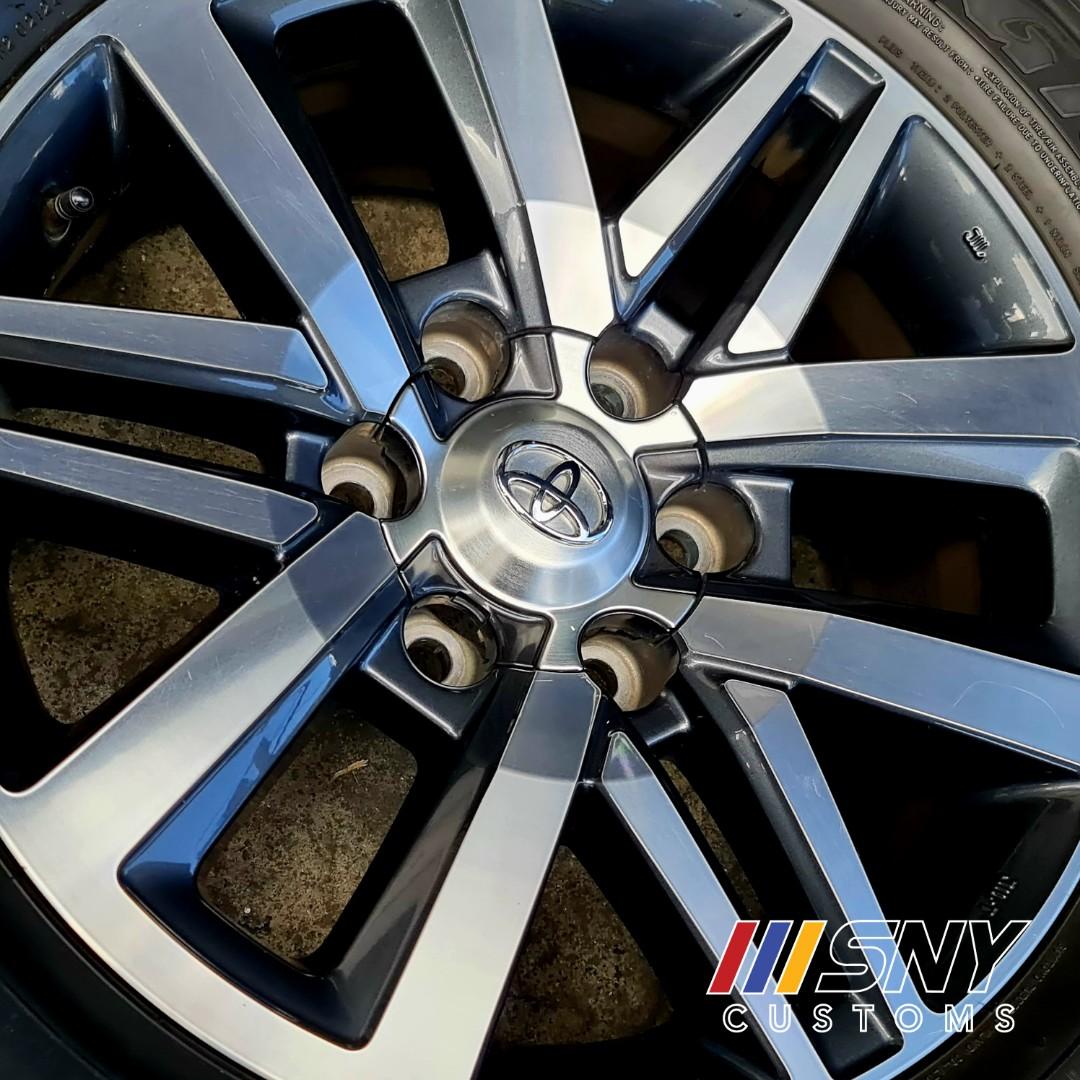 Fortuner 18 inch Mags Tires Dunlop Grandtrek HiLux Revo Vigo, Car Parts ...