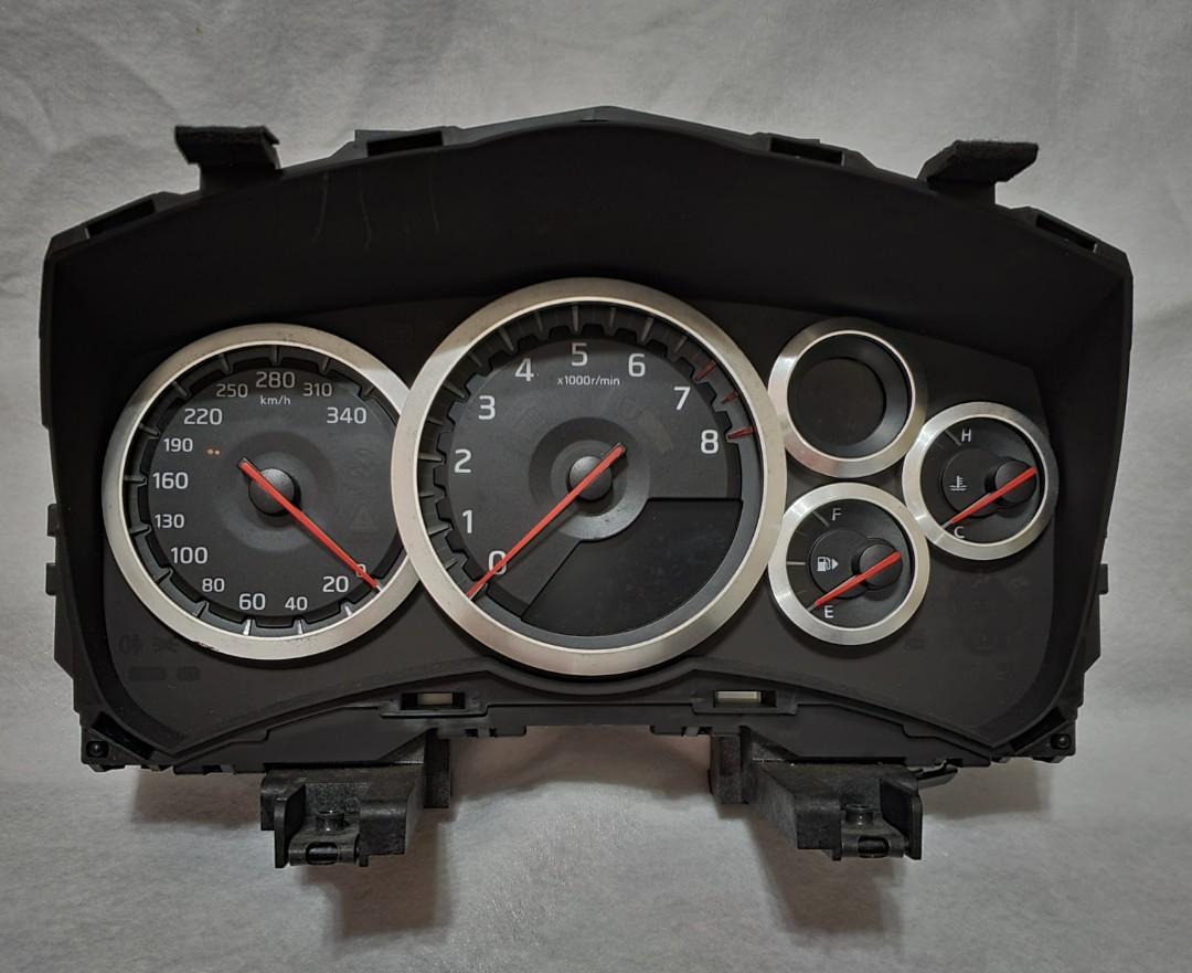 GTR R35 speedometer cluster, Car Accessories, Accessories on Carousell