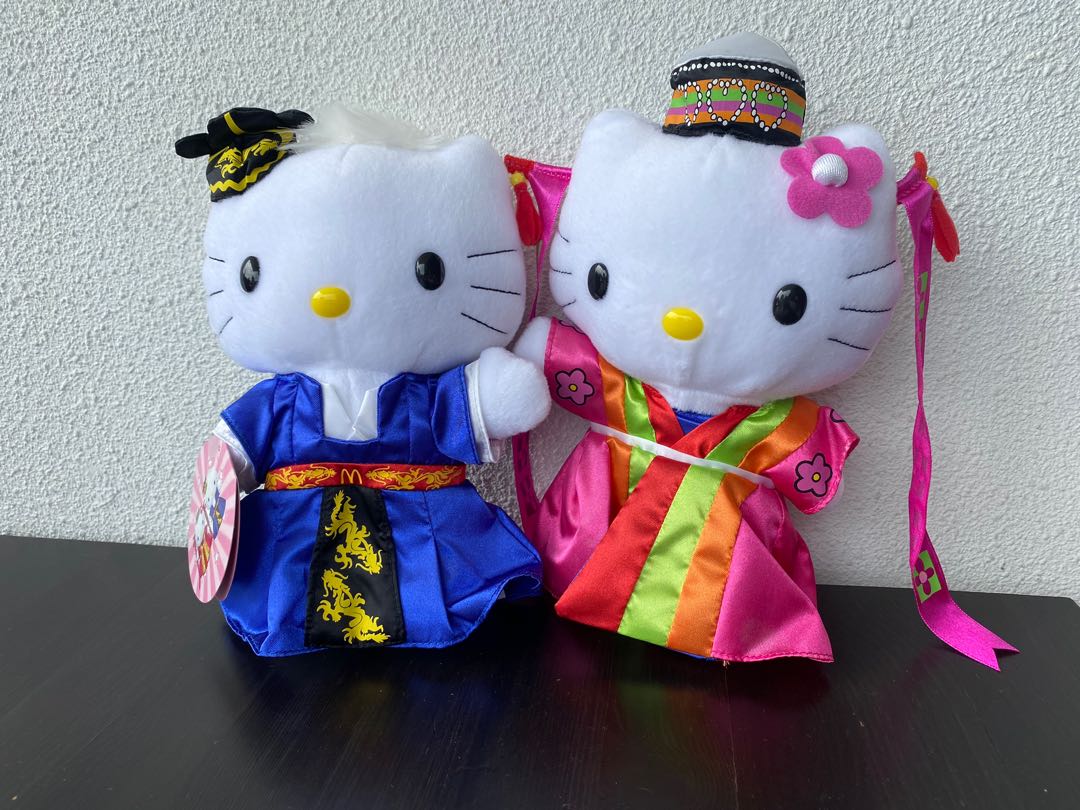 Hello Kitty: Daniel & Kitty Korean Wedding, Hobbies & Toys, Memorabilia ...