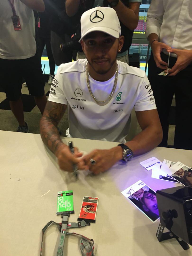Lewis Hamilton signed official autograph card F1 Singapore Grand Prix ...