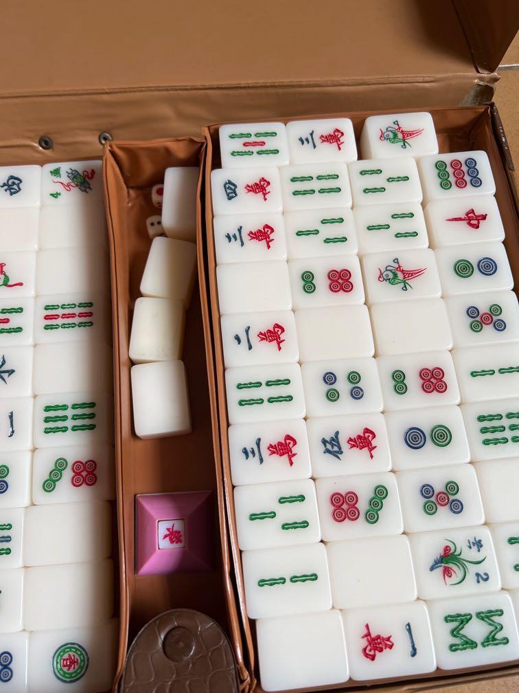 Truly singapore Mahjong tiles from the 1990s Good quality stuff cannot ...