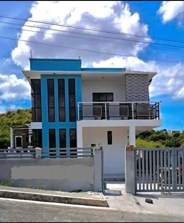 Modern Single Detached House and Lot inside an Exclusive Village with ...