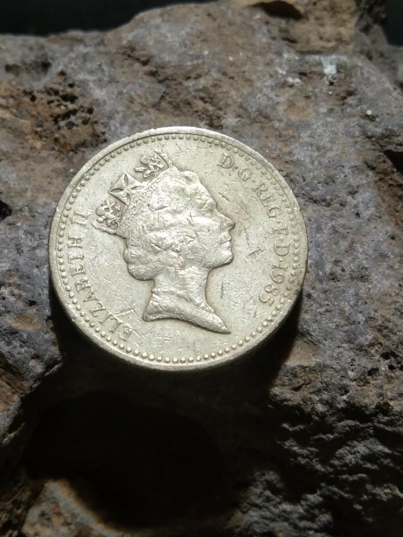 One pound 1985, Hobbies & Toys, Memorabilia & Collectibles, Currency on ...