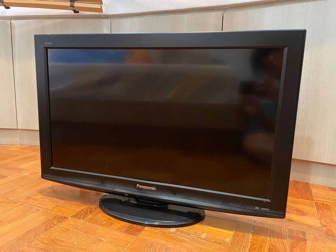 Panasonic 32 Inch TV, TV & Home Appliances, TV & Entertainment, TV on ...