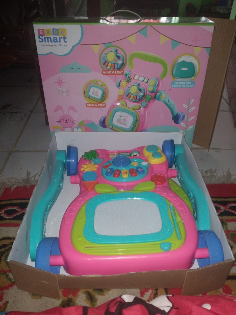 Push walker bebe smart, Bayi & Anak, Mainan & Baby Walker di Carousell